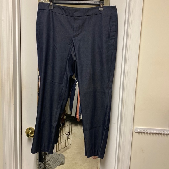 Coldwater Creek | Pants & Jumpsuits | Goldwater Creek Navy Cropped ...